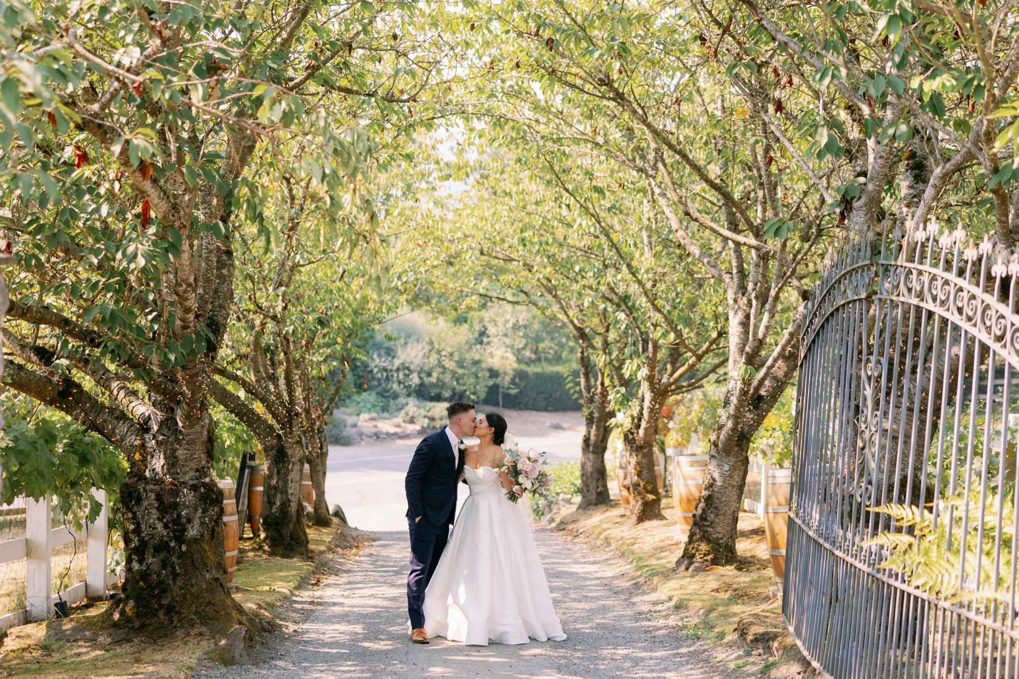 Chateau Lill Wedding in Woodinville | Sungold Studios Blog