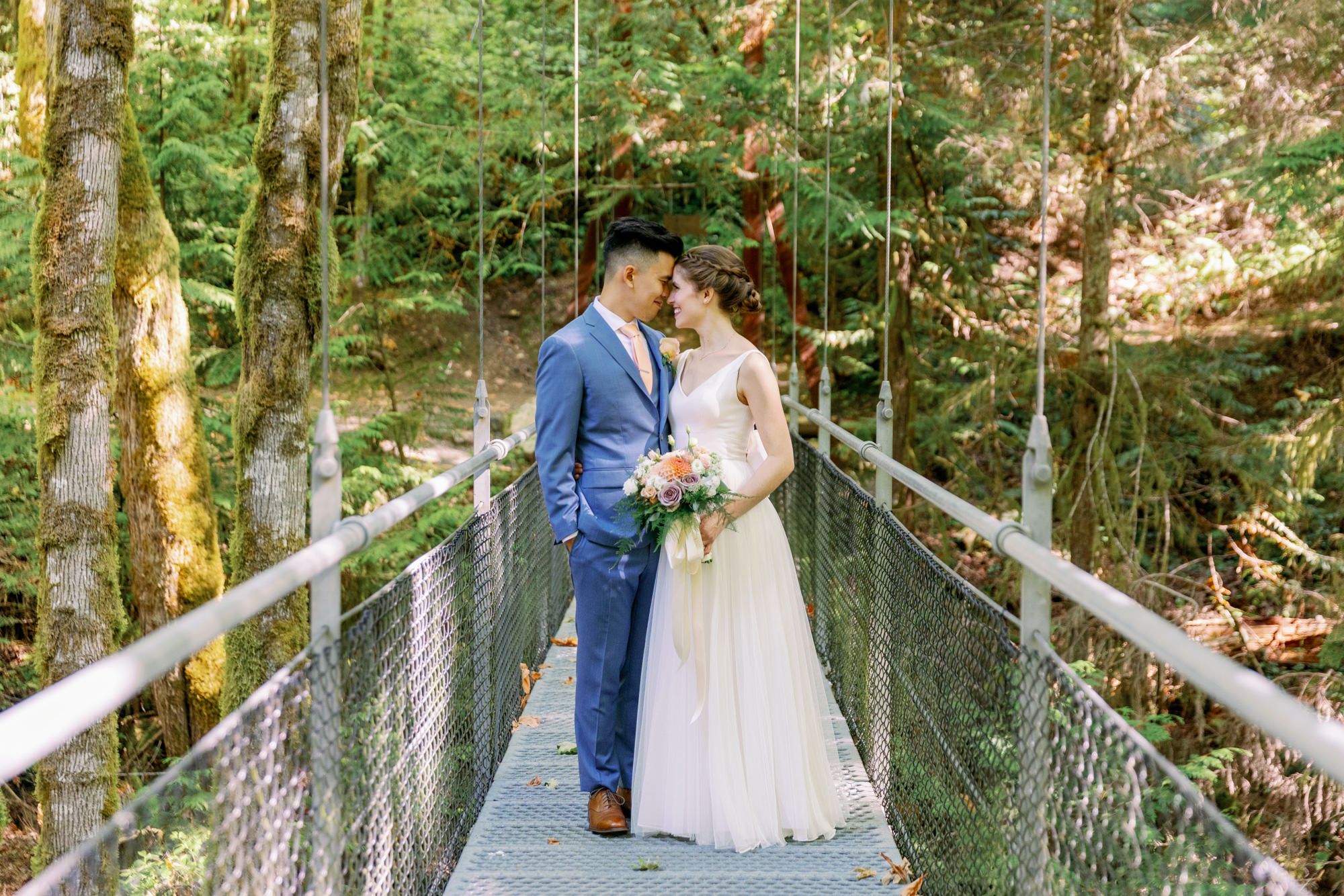 Intimate IslandWood Wedding on Bainbridge Island | Sungold Studios Blog